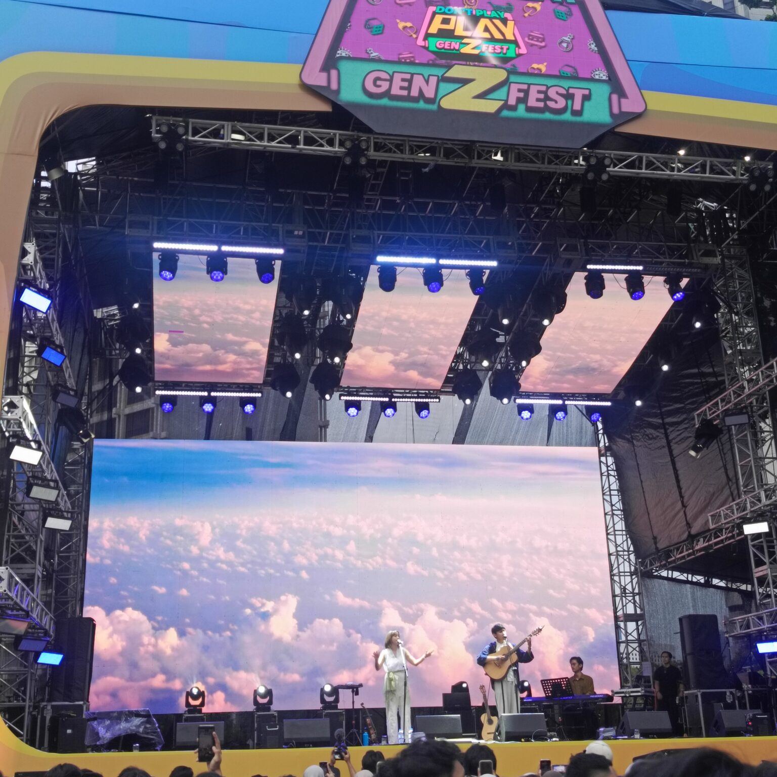 Don’t Play Play Gen Z Fest 2025: Festival Seru Buat Para Gen Z! - ERAFM UNJ